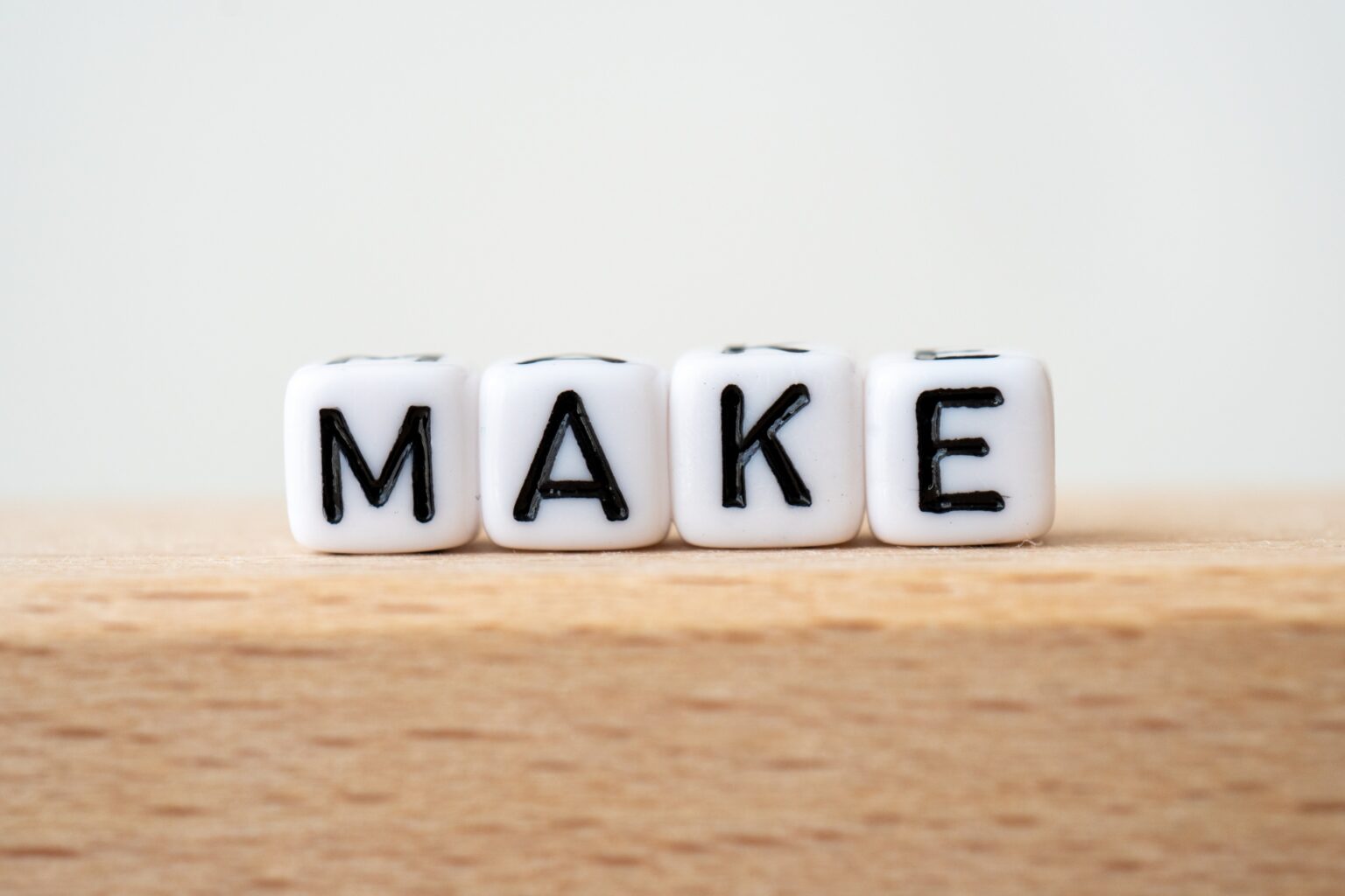 使役動詞make, let, have, get, helpの違いと使い方完全解説 | 最 強 の 英 会 話 独 学 法